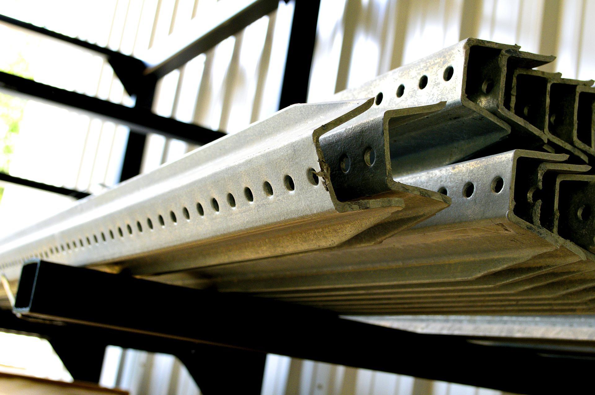 Do I Choose a Goal post or Box Frame?